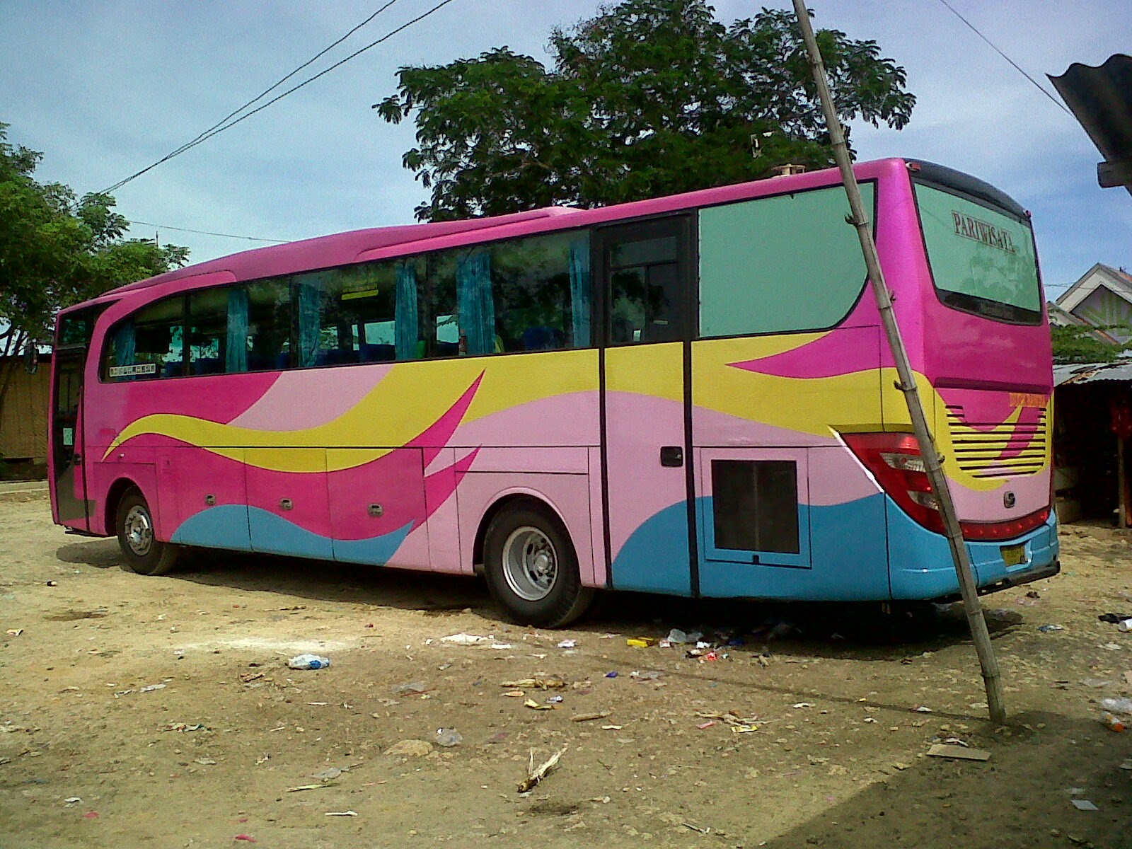 Blog Sederhana Newbie: Jenis-Jenis Kelas Bus