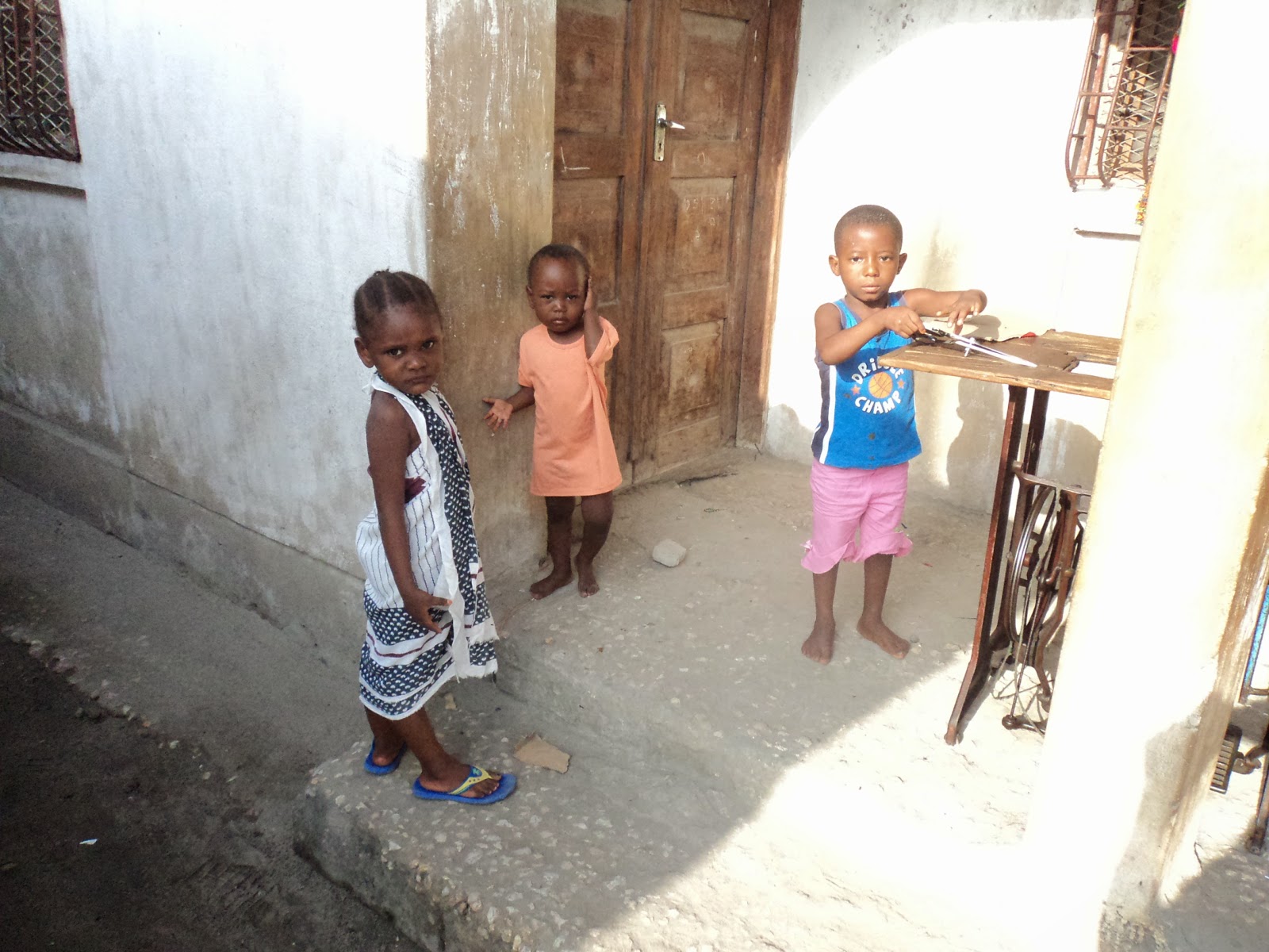 WATOTO WA TANZANIA BLOG: Watototo Wa Uswahilini kwetu Mwananyamala ...