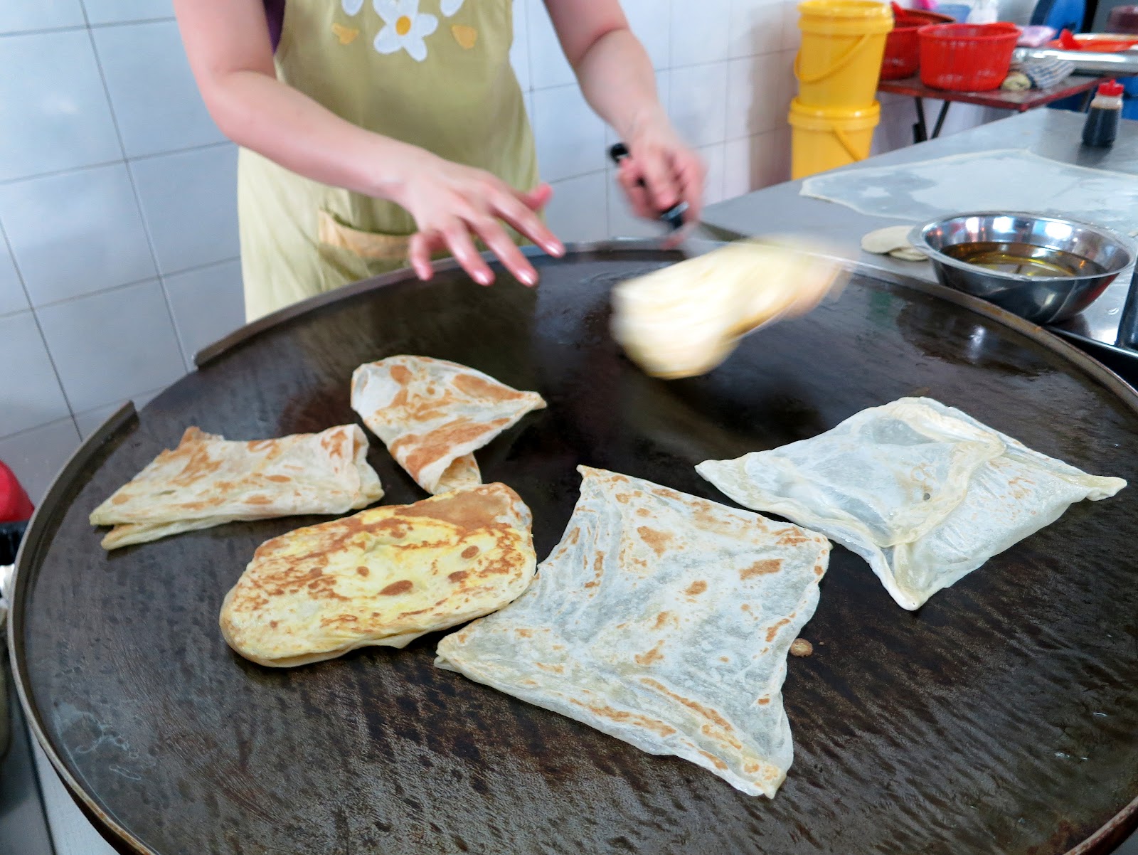 Chinese Roti Prata (Canai) @ Restoran Furong 芙蓉华人煎饼 in Taman Johor Jaya ...