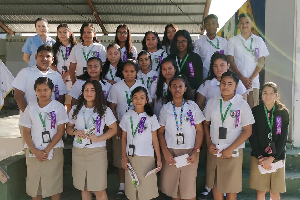 ESCUELA SECUNDARIA TÉCNICA MÉXICO: Students