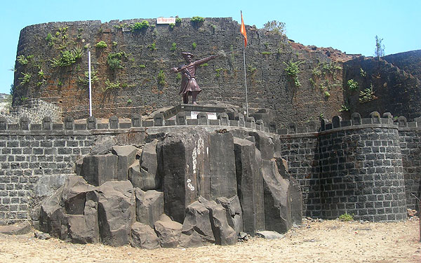 Forts of Maharashtra: Panhala / Panhalgad