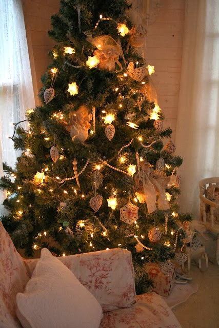 История на коледната елха | Коледна Магия