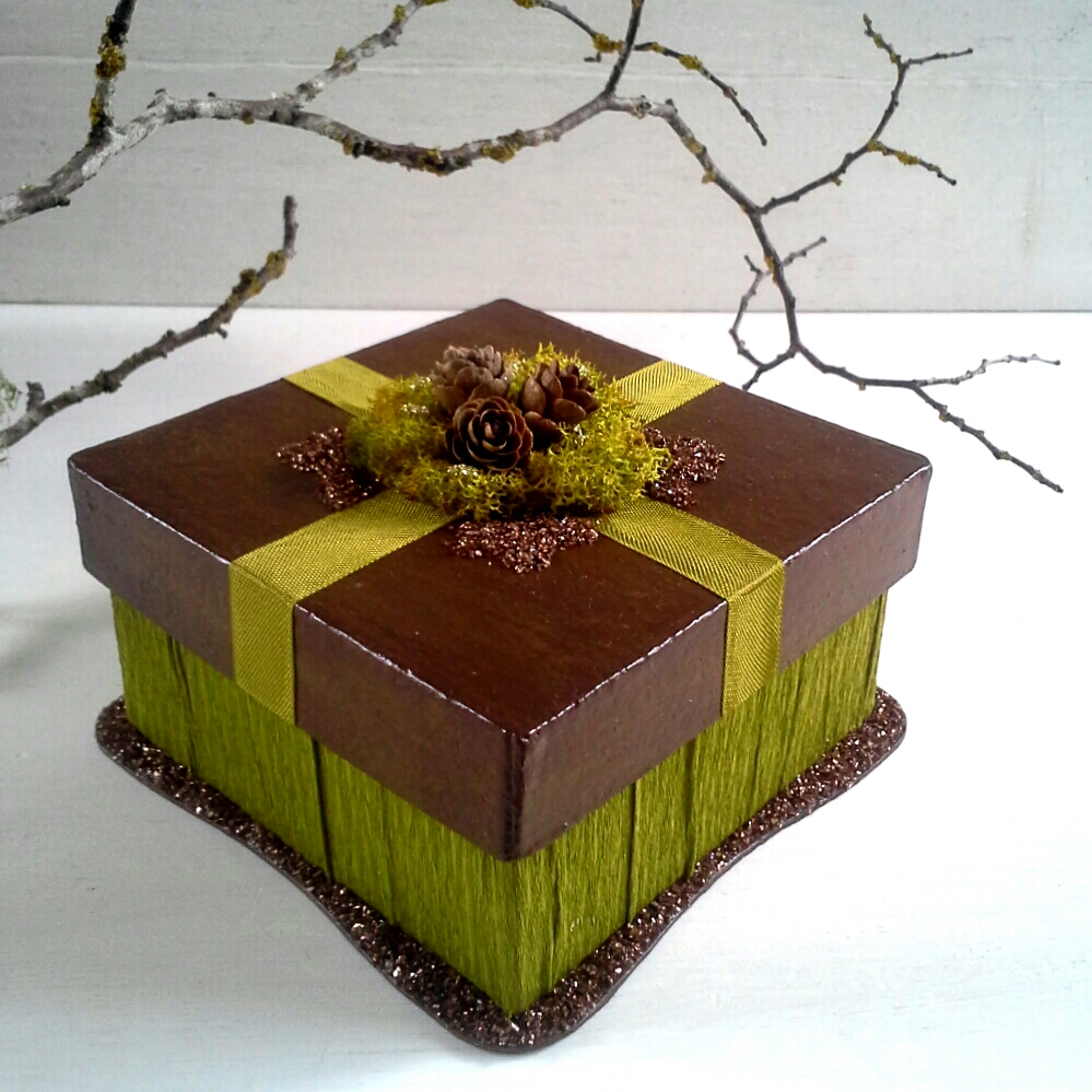 Magia Mia: Woodland-Inspired Paper Mache Gift Boxes