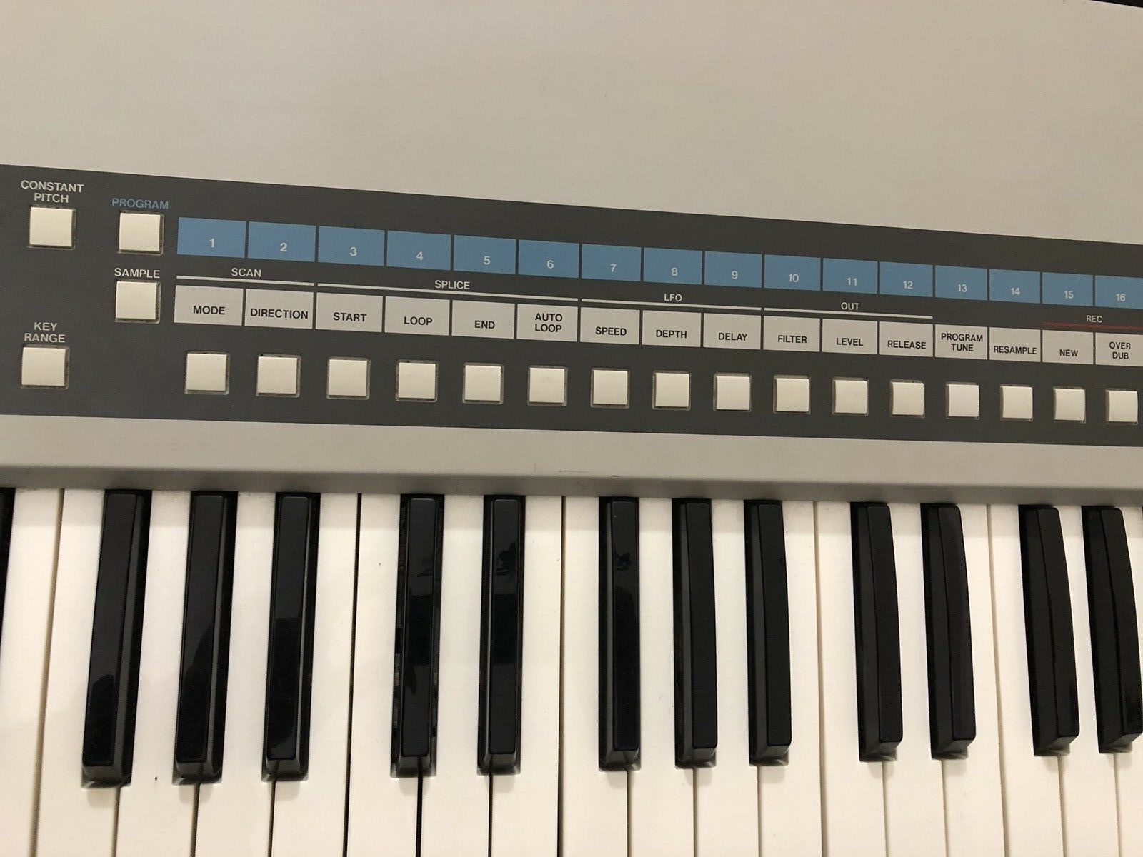 MATRIXSYNTH: Akai Professional X7000