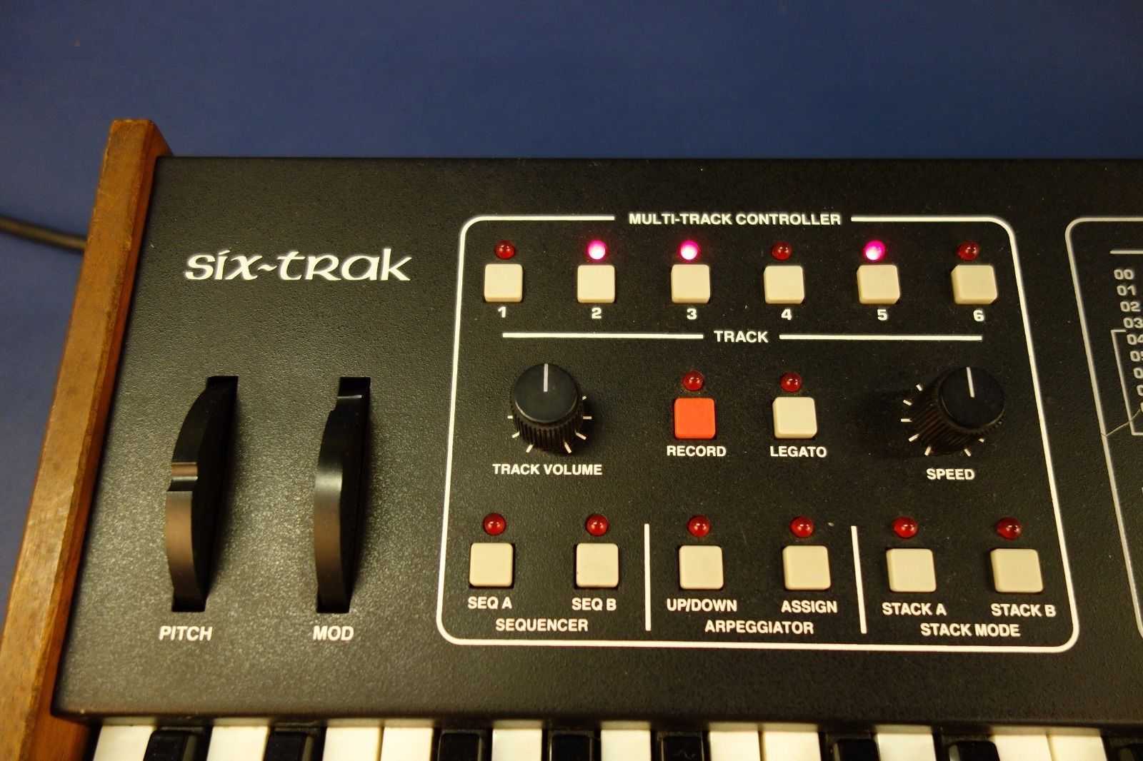 MATRIXSYNTH: SEQUENTIAL CIRCUITS SIX-TRAK SN 000782