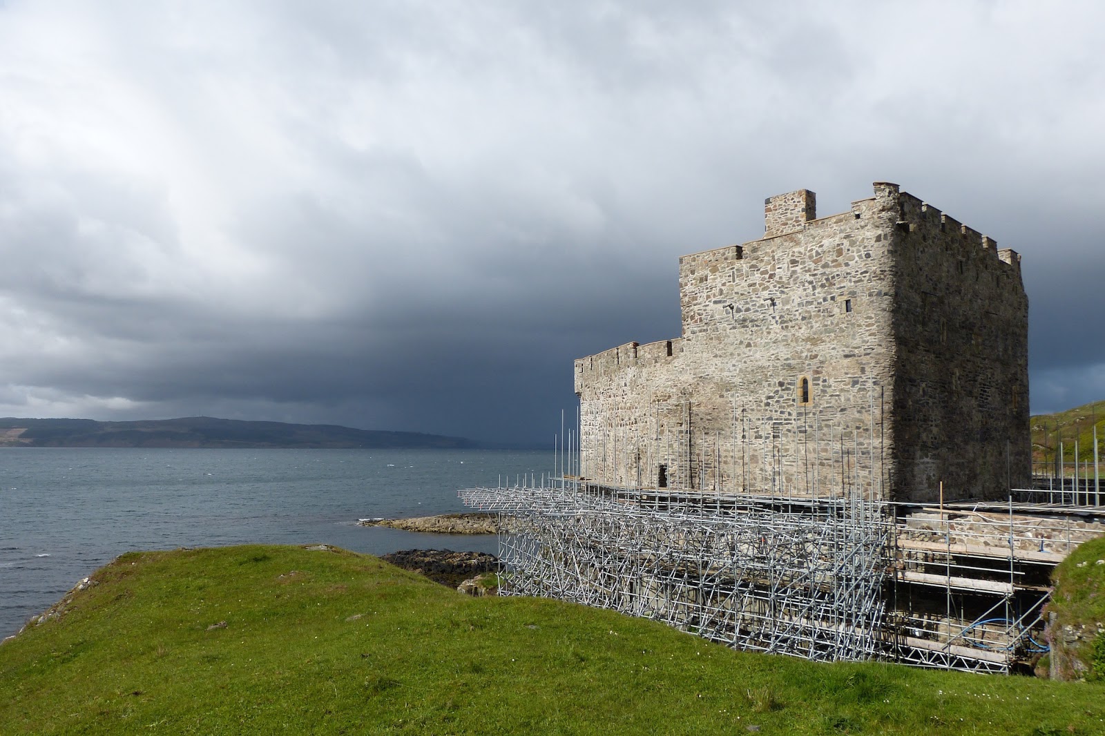 Mingary Castle: Out of the Chrysalis