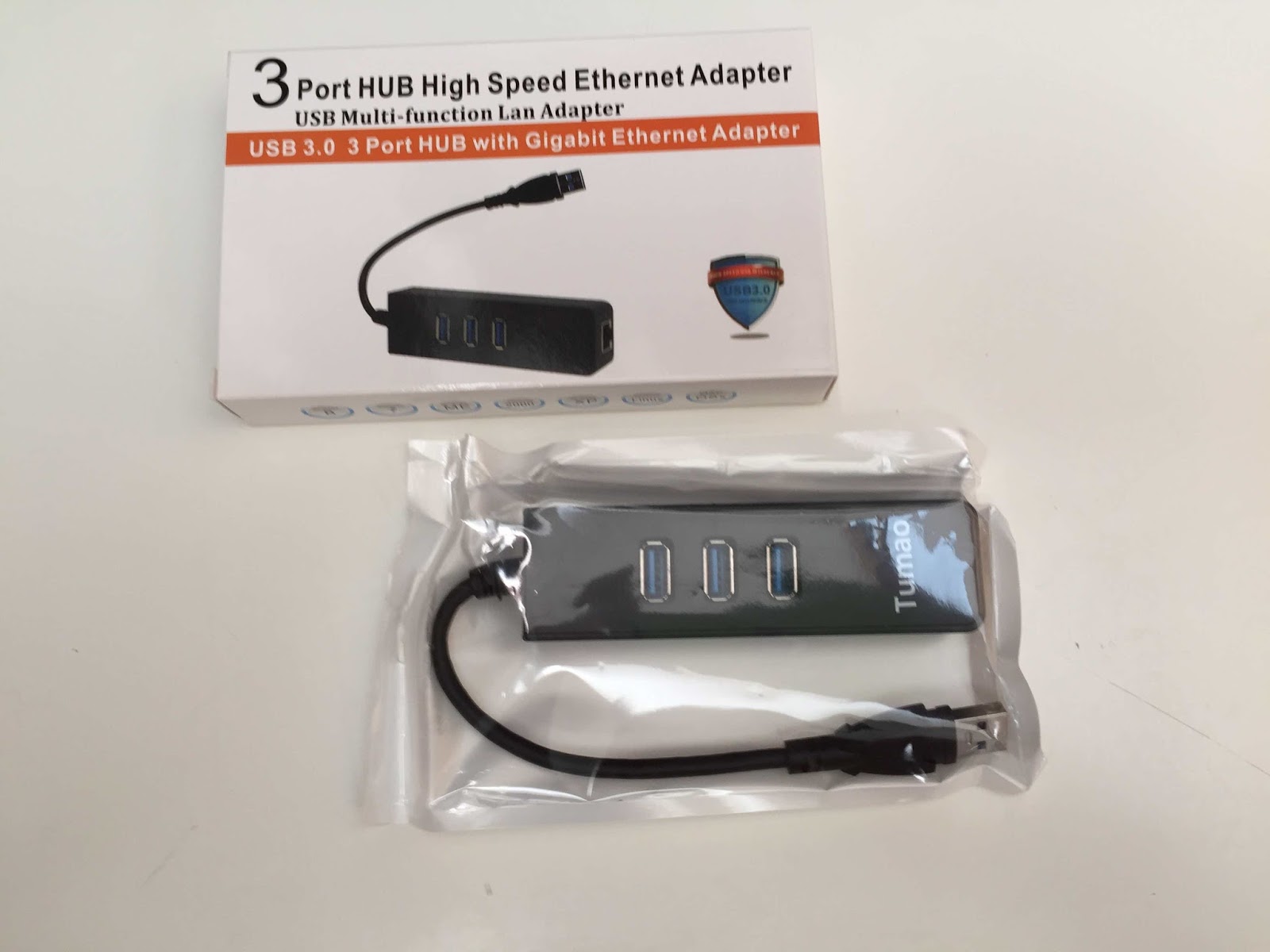 Tumao 有線LANアダプタ LANRJ45と3ポートUSB3.0拡張 1000BASE-Tまで高速安定データ転送 ライバ内蔵型 ブラック