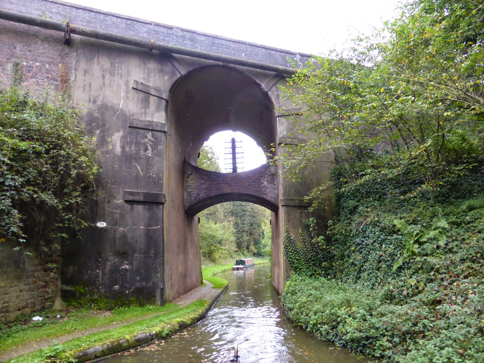 NB Festina Lente: Norbury Junction