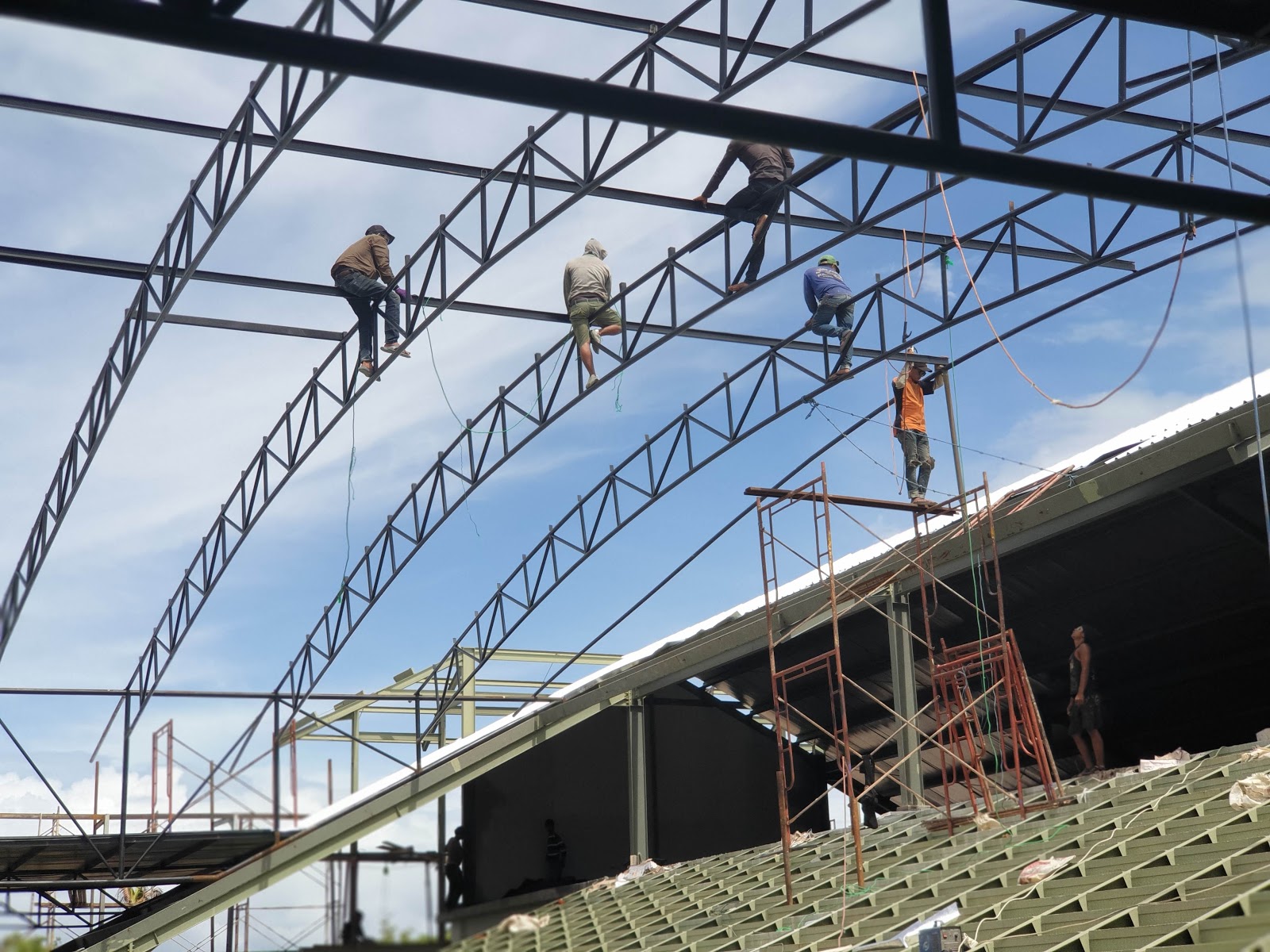 BAJA BERAT BALI WF, IWF , H-BEAM, KONSTRUKSI Baja ATAP LENGKUNG BALI ...