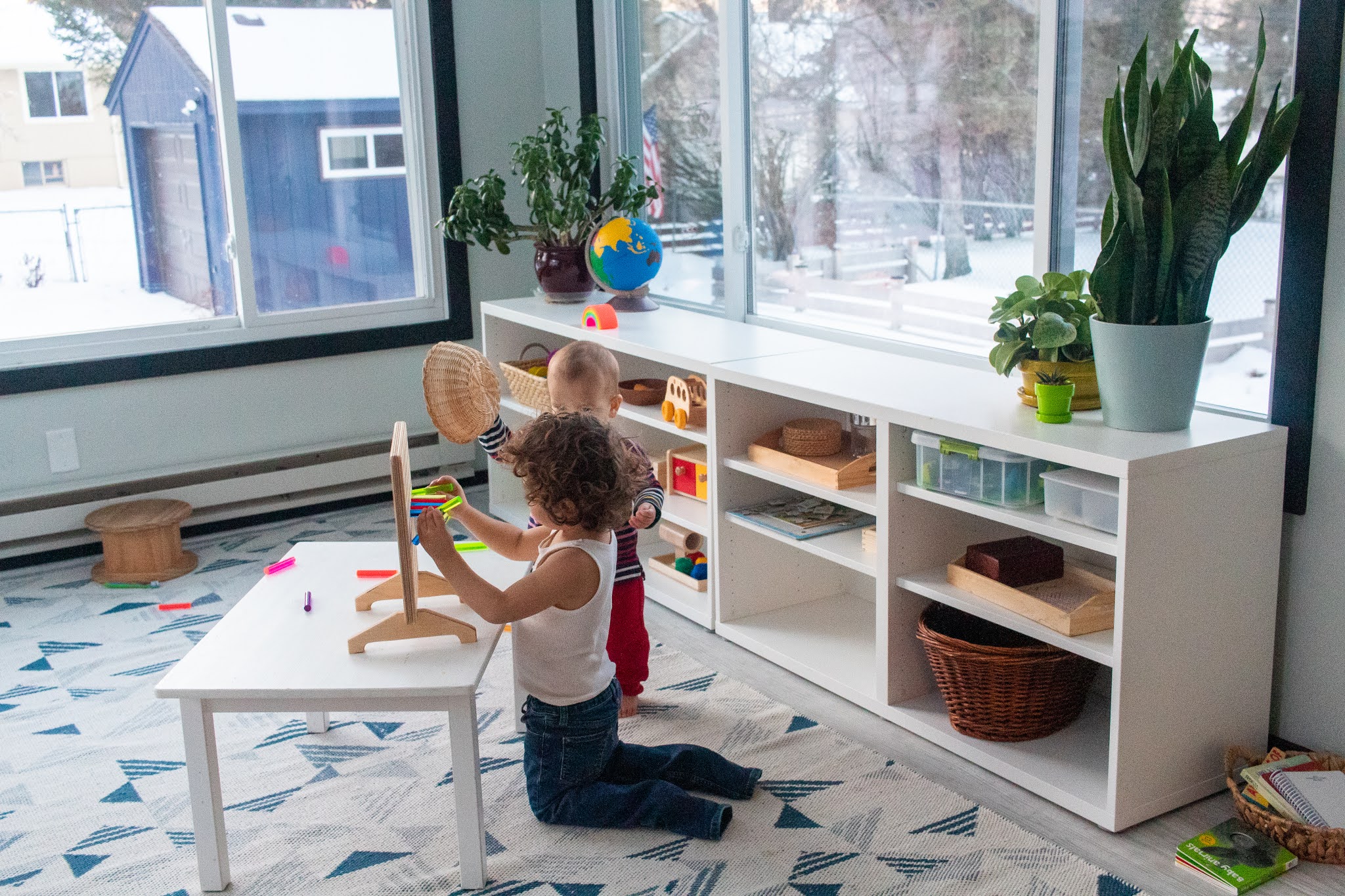 Supporting Independent Sibling Play