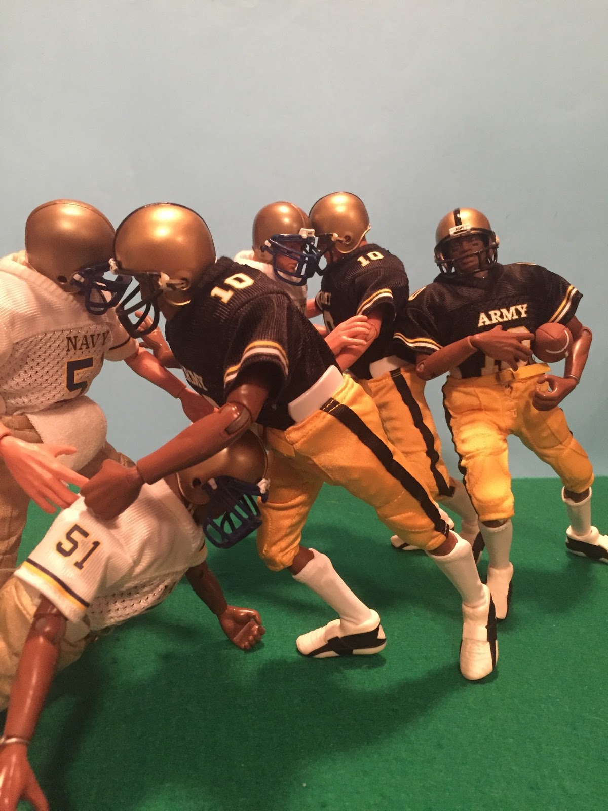 G.I. Jigsaw: GI Joe Army Navy Football Players