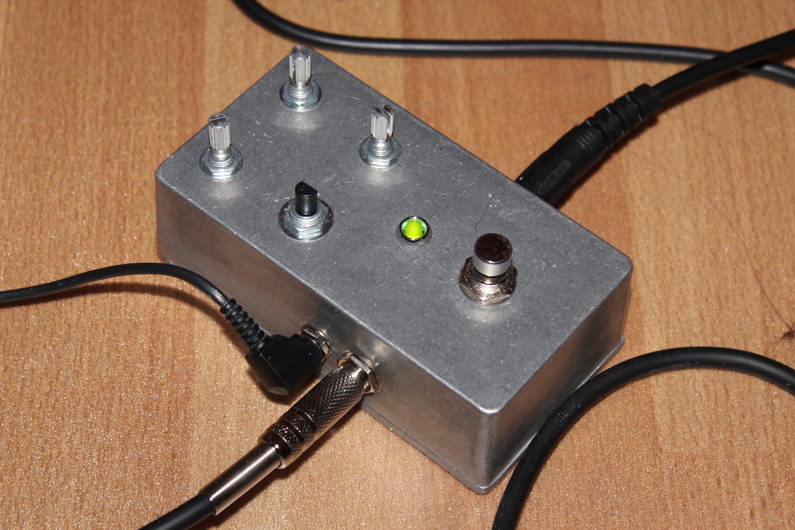 Guitar Distortion Pedal Build at Joe Jennings blog