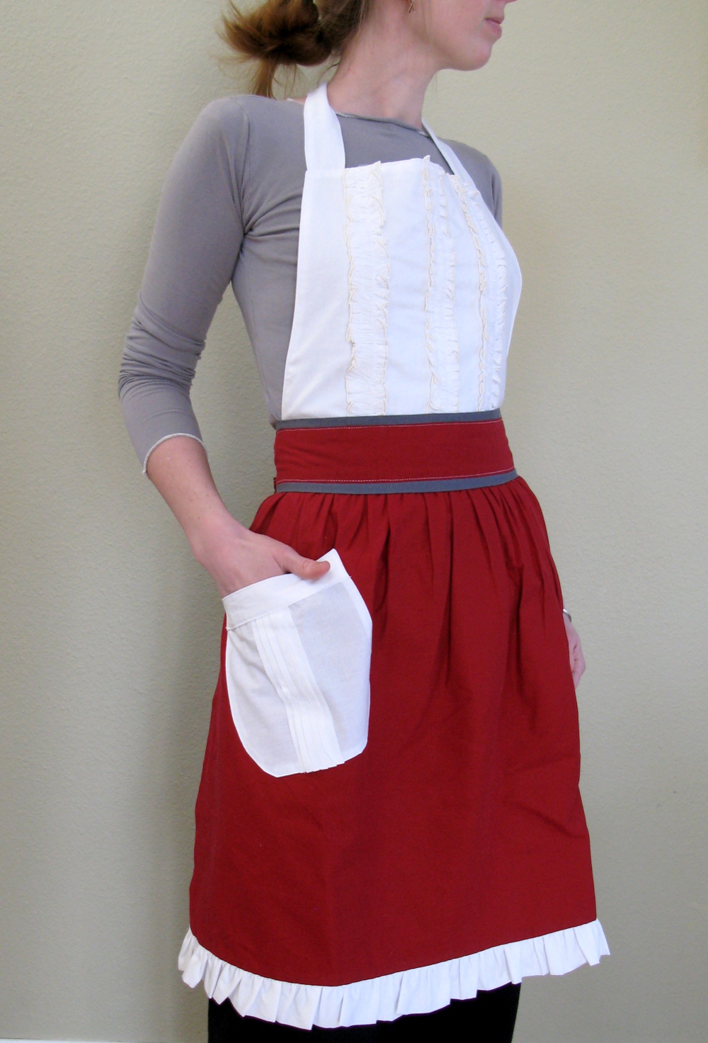 Modest Maven: Tea and Crumpets Apron