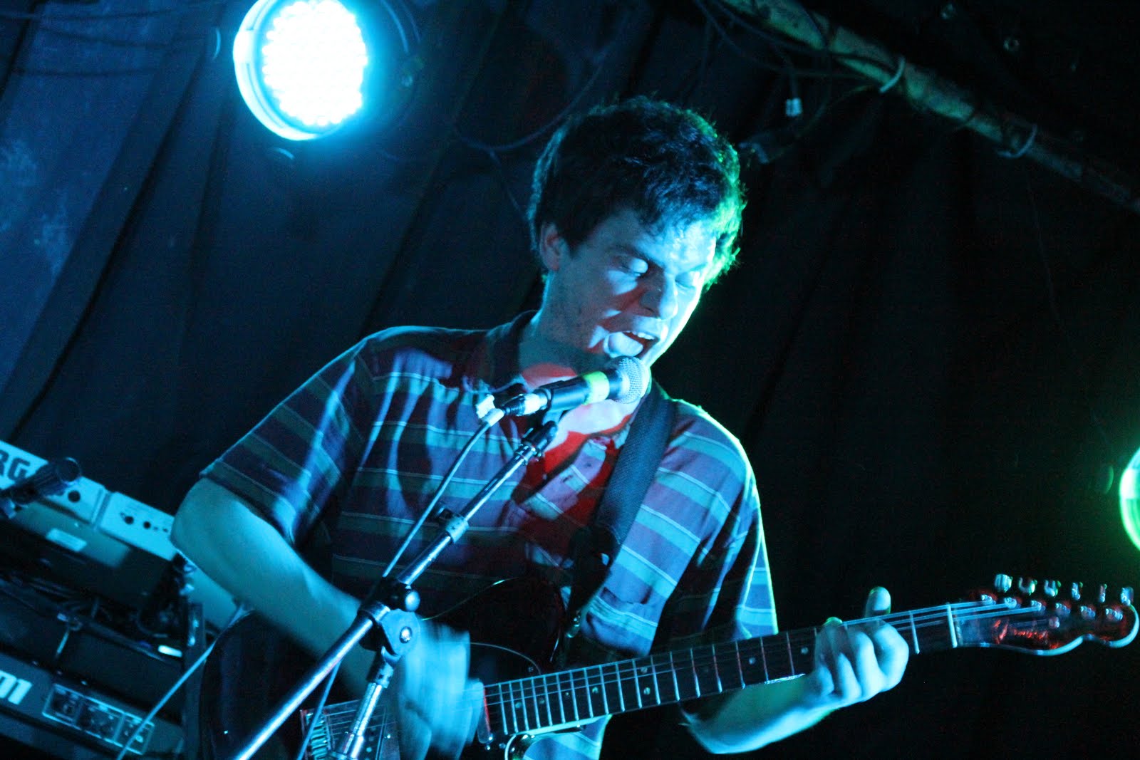 GONZO CHICAGO: John Bellows : Live in various locations around Chicago