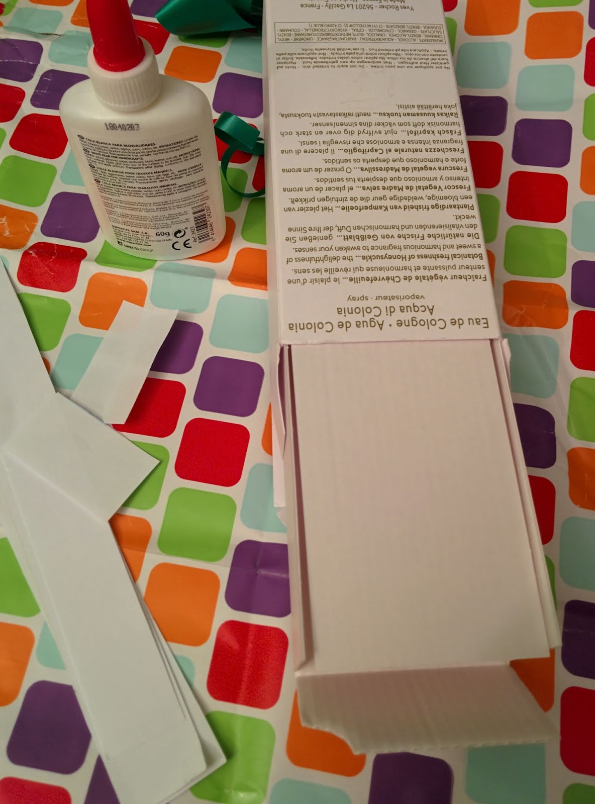 La buhardilla de Conchi: Aportación al RMB "Cartón, Madera o Latas"