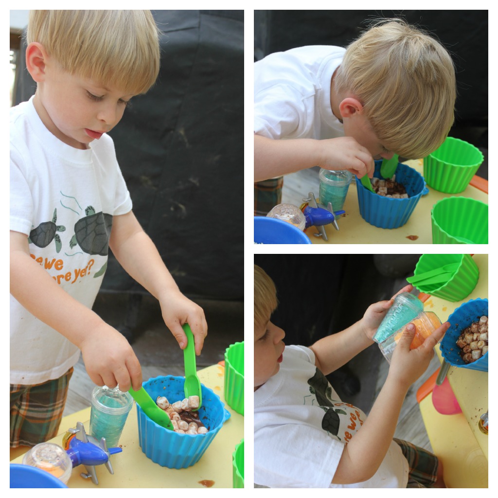 Momma's Fun World: Marshmallow-Oatmeal mud pie sensory