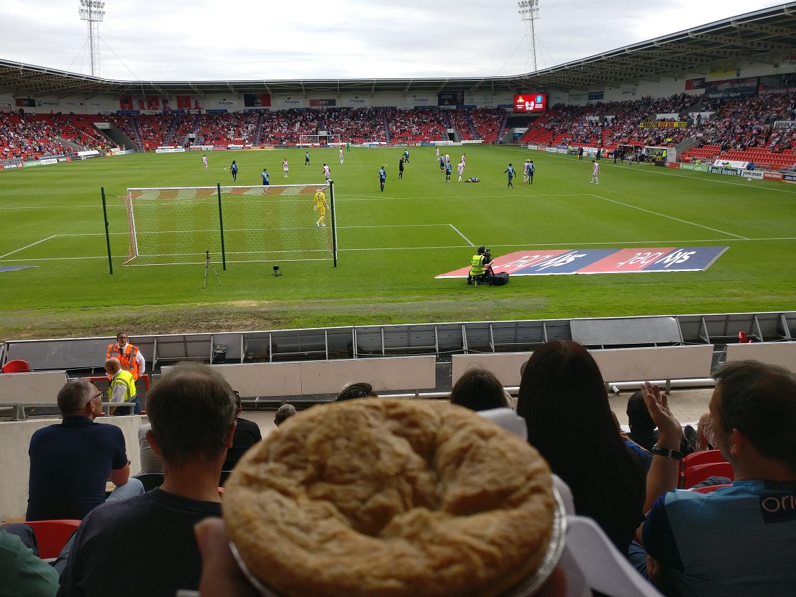 Pierate - Pie Reviews: Football Pie Review: The Don of Football Pies?