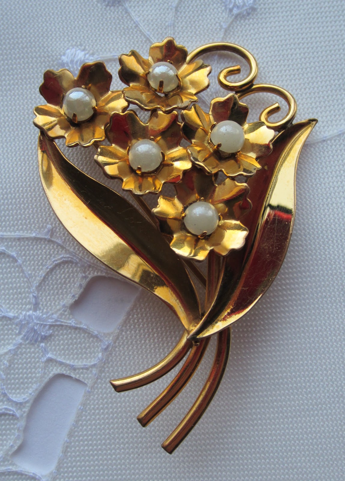 Vintage et Distinction: Broche bouquet de fleurs ADORNA GF : 40