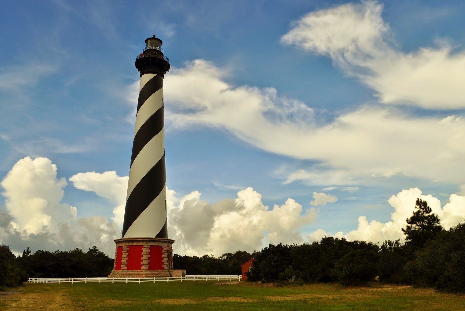 WC-LIGHTHOUSES: CAPE HATTERAS LIGHTHOUSE-HATTERAS ISLAND, NORTH CAROLINA