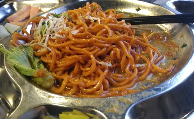 Mie Rampok Surabaya - pieholic