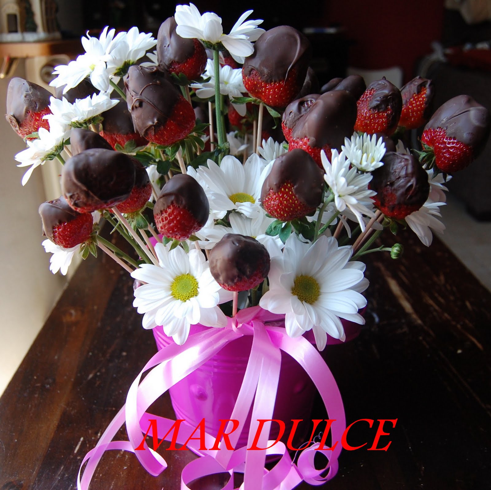 MAR DULCE: RAMO DE FRESAS