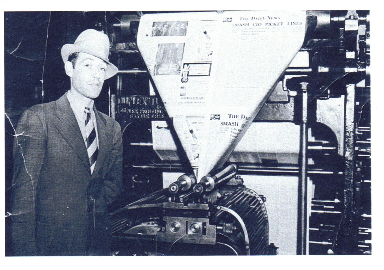 Me. Here. Right Now.: The Cappoens/LeRoy Line: Leo Linsey