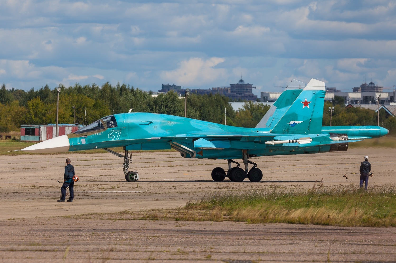 Sukhoi Su-34 at Zhukovsky Military Airfield - Aircraft News & Galleries ...