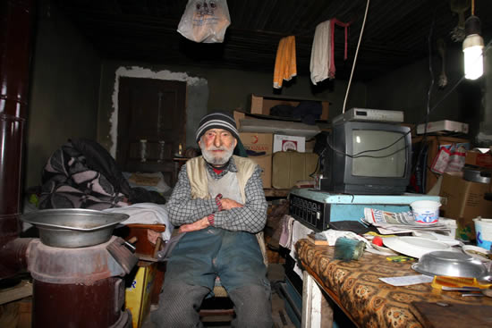 Elçin'in Dünyası: ‘Sauvez-nous’ (bizleri kurtarınız) STRUMA FACİASI