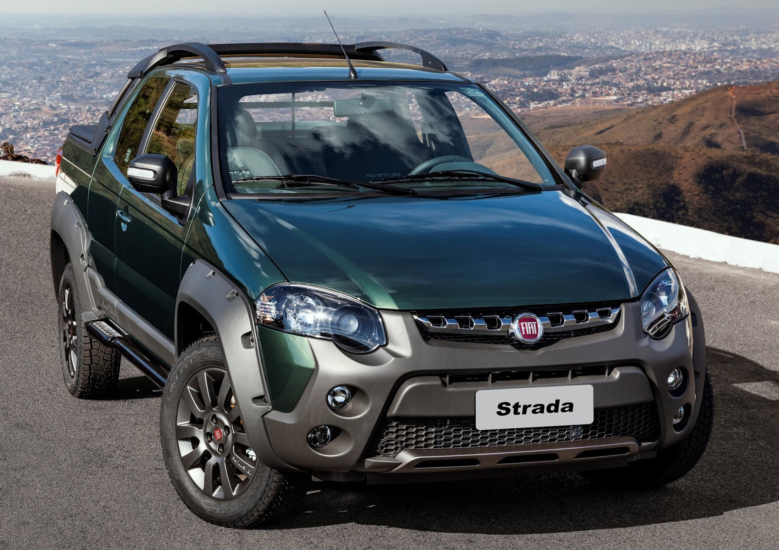 Fiat Strada chega à linha 2019 com versão Freedom e novos itens