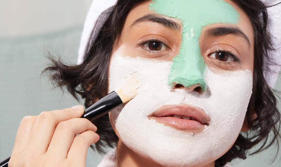 What is Combination Skin? its Features and Solution...