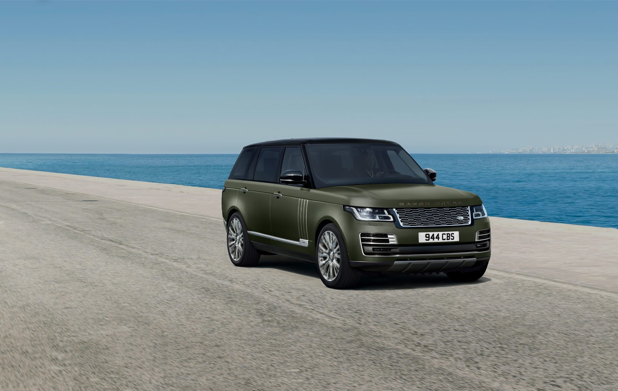 Land Rover Special Vehicle Operations lanza dos versiones exclusivas ...