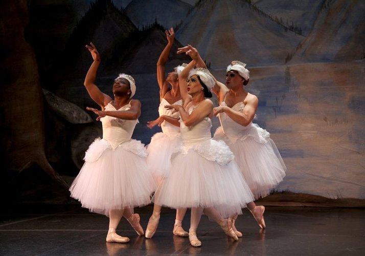 Ballet Boy New Zealand: Men in Tutus