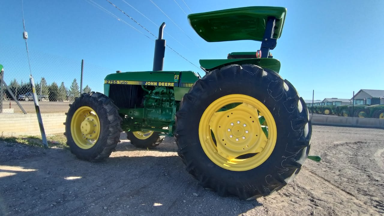 MAQUINARIA AGRICOLA INDUSTRIAL: Tractor John Deere 2755 4x4 $17,500 ...