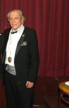 Biografía de Julio Olivera