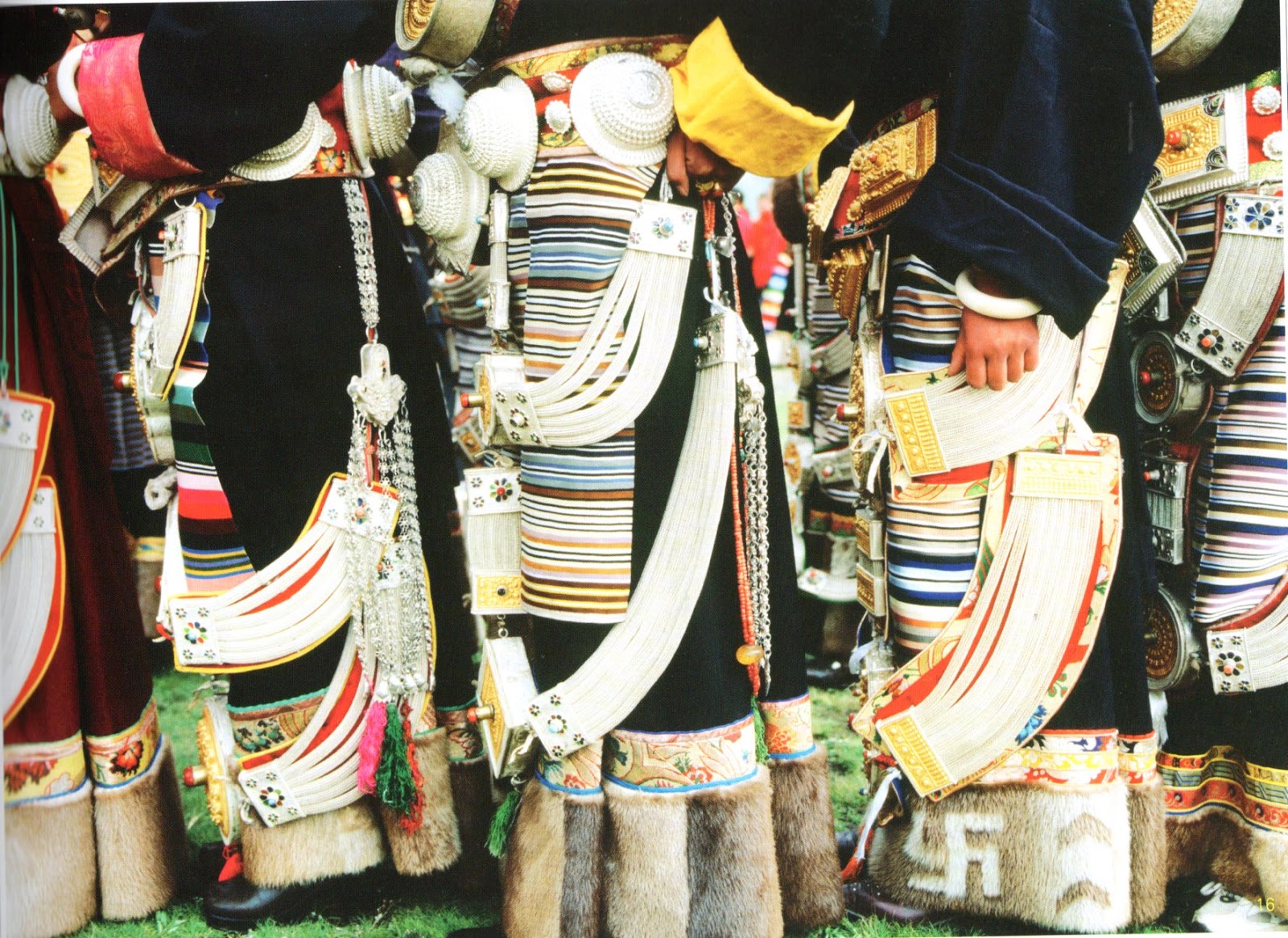 FolkCostume&Embroidery: June 2020