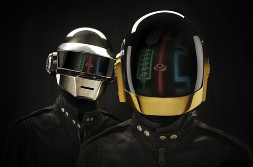 Hits en Red: Los cascos de Daft Punk: 65,000 dólares y… el permiso de ...