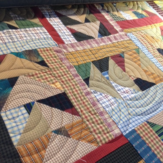 Alycia Quilts - Quiltygirl: Swirly Fun on the Plaid Faux Geese