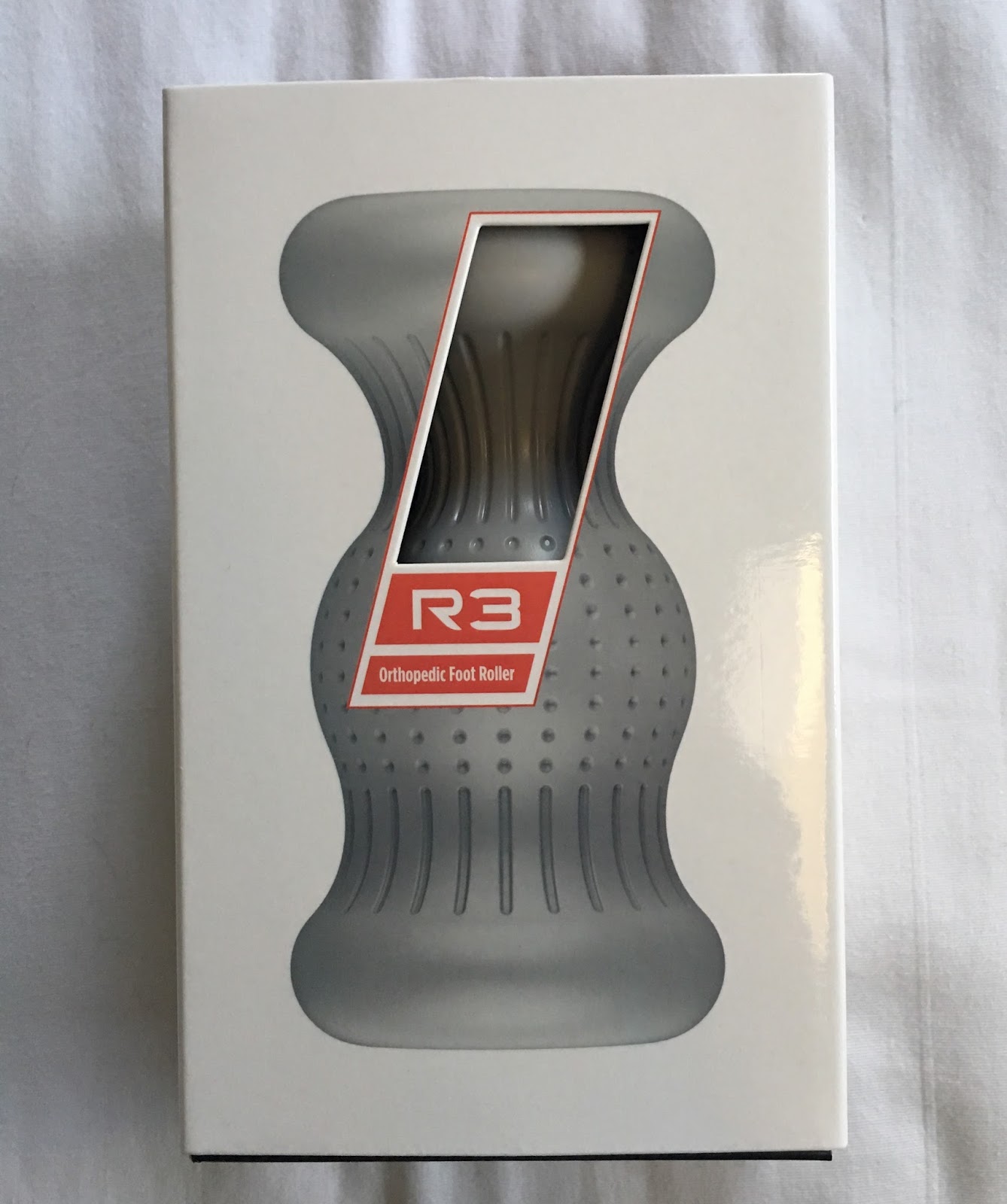 Runnergirl Training: Product Review - Roll Recovery R3 Foot Roller