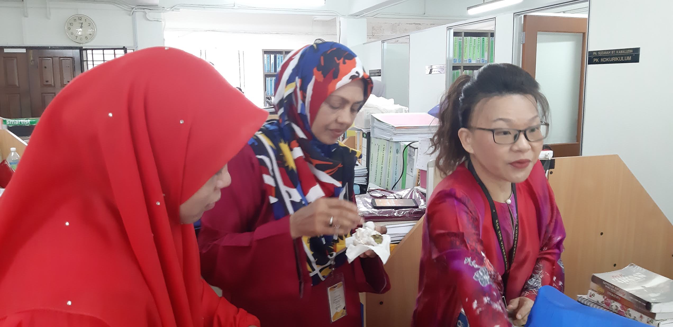 BLOG CIKGU LIZA BORHAN: MERDEKA MERDEKA MERDEKA