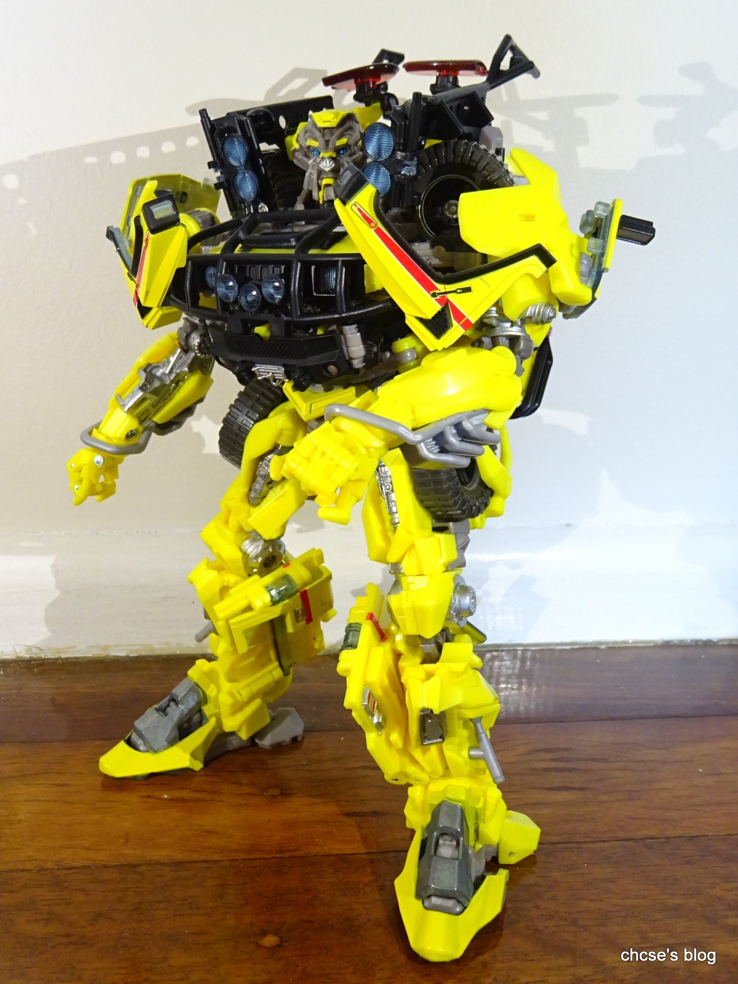 ChCse's blog: Toy Review: Transformers Masterpiece MPM-11 Ratchet