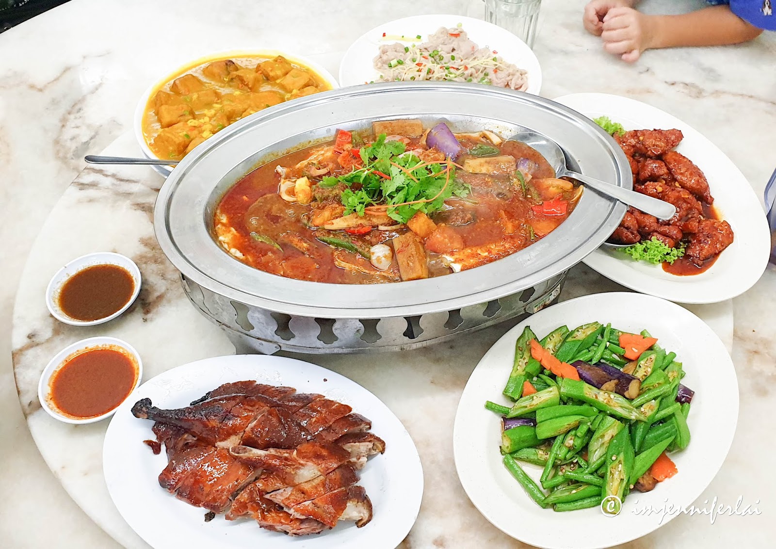 我是珍妮花 · JEN & the little travelers: 【雪隆蒲种Puchong美食】顺樂炭烧脆皮烧鸭海鲜饭店 ...