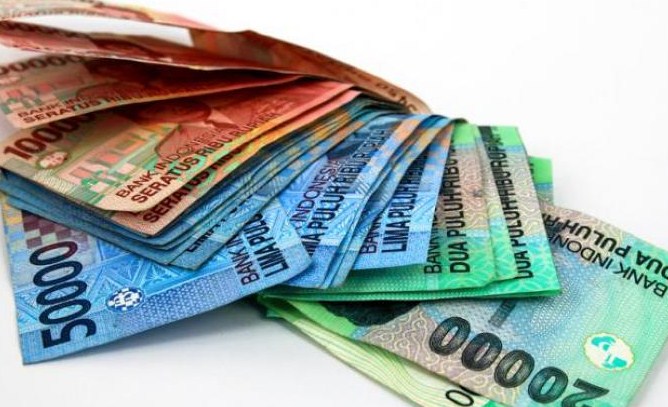 Fungsi dan Macam-Macam Uang