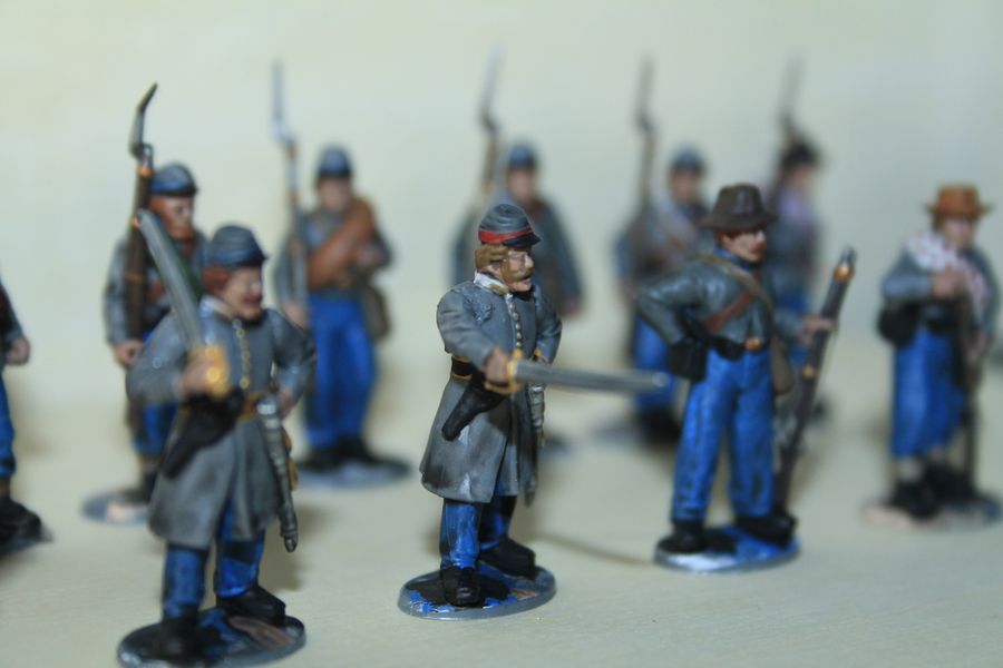 Tom's Miniatures in 1/72: Perry Miniatures ACW Confederate-Infantry 28 mm