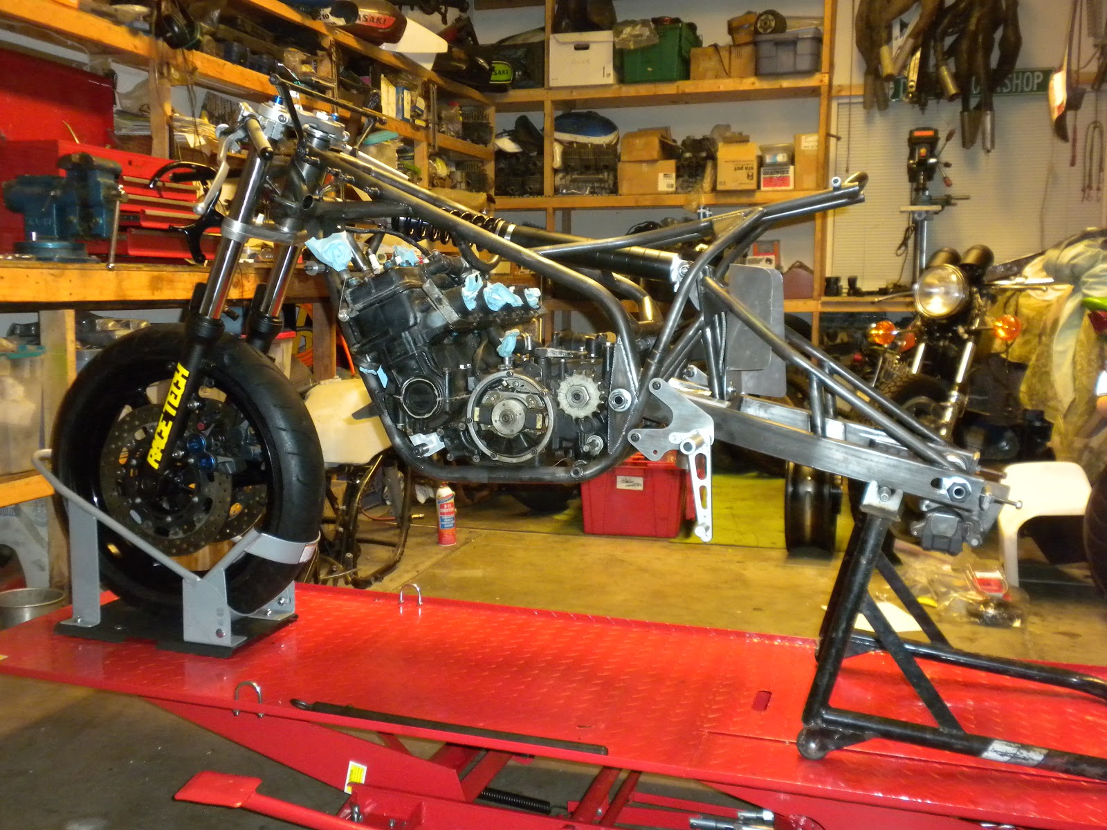 CMR Racing Products Inc.: New CMR Projects in 2012 - CMR Yamaha TZ750