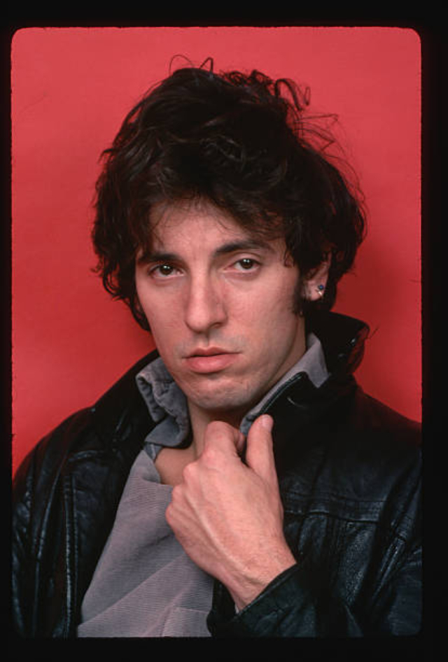 30 Studio Portraits of Bruce Springsteen Taken by Lynn Goldsmith in ...