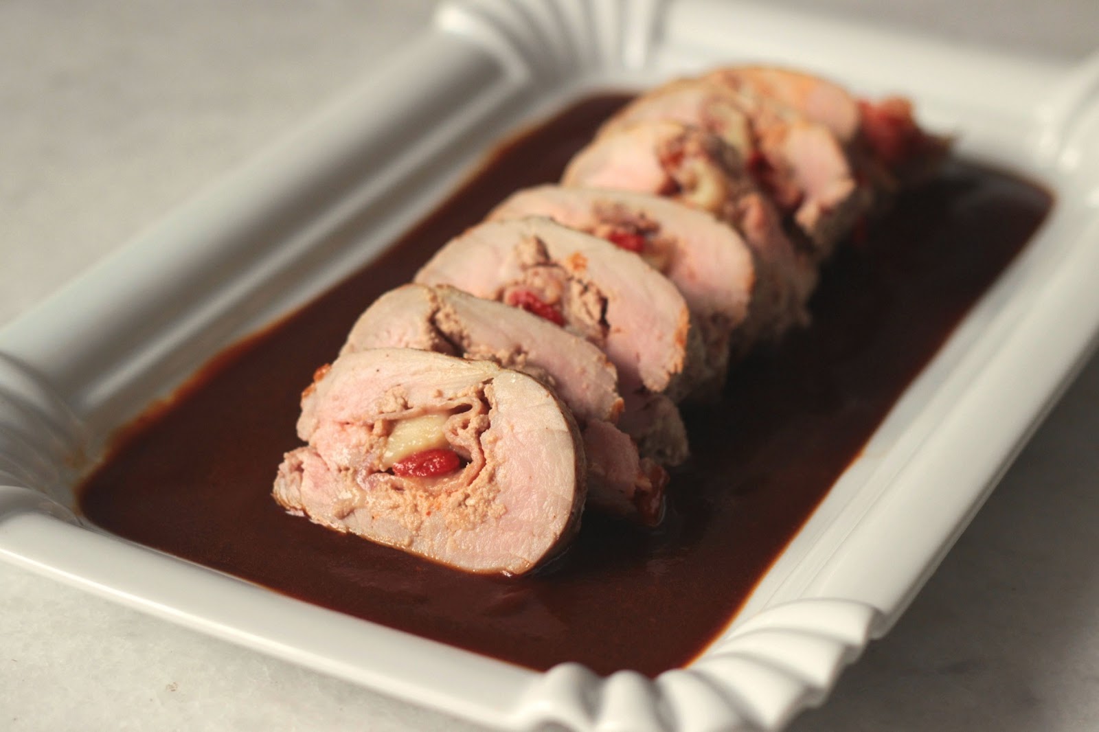 Solomillo Ibérico Relleno con Tomates Secos y Queso - Cocina con Clau