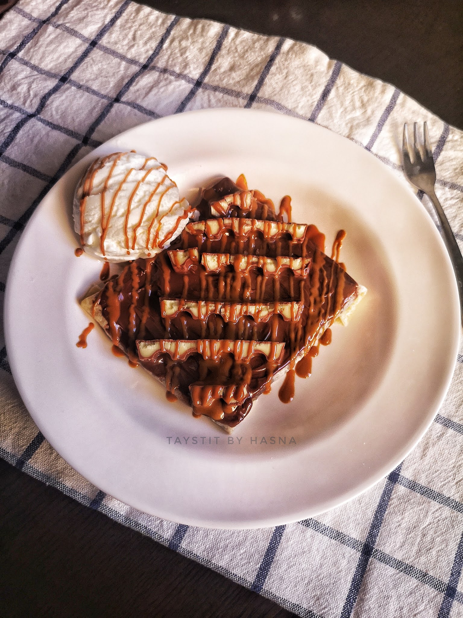 Kinder Chocolate Crepe with Nutella and Biscoff drizzle | Taystit by Hasna
