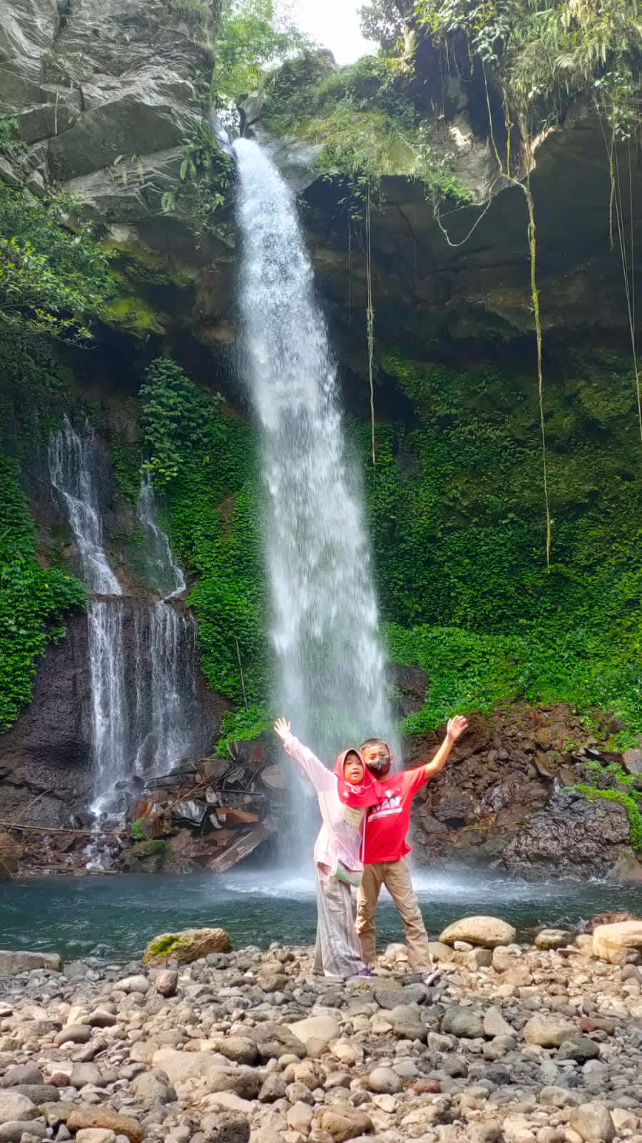 Curug Telu Baturaden Pesona Alam Indah dan Menakjubkan - Junitha Hornet ...