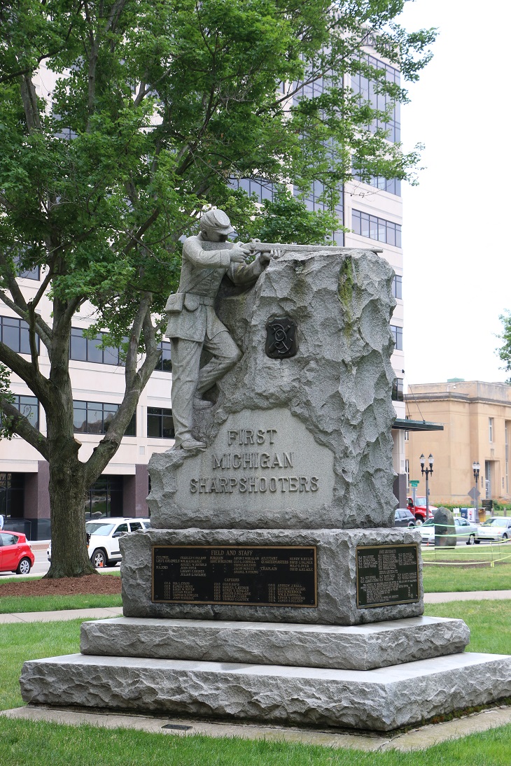 Michigan Exposures: A Brief Stop in Lansing