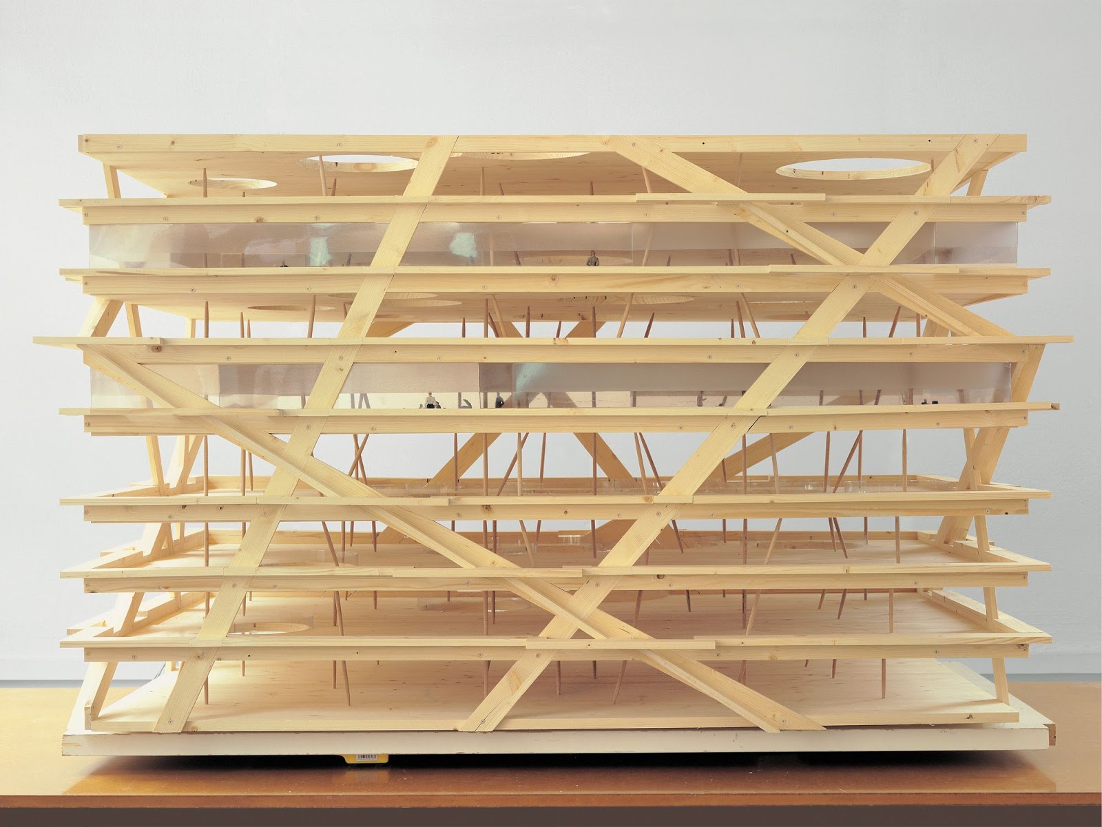 a f a s i a: Christian Kerez